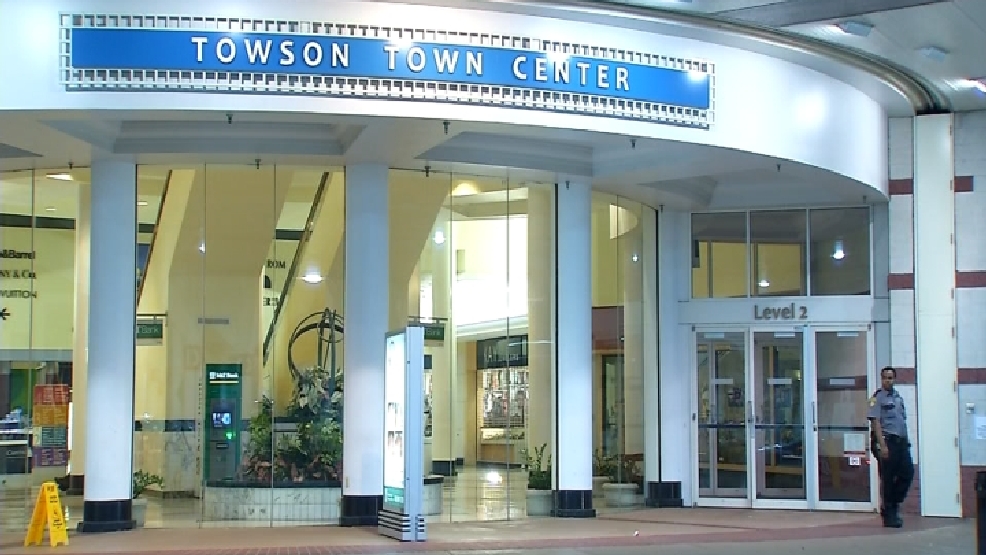 Towson Town Center mandates chaperones for teens on Friday/Saturday ...
