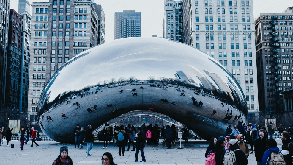 7 arrested in vandalism of popular Chicago 'Bean' sculpture | WICS