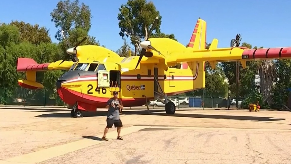 Los Angeles leases two 'Super Scooper' planes from Canada to help ...